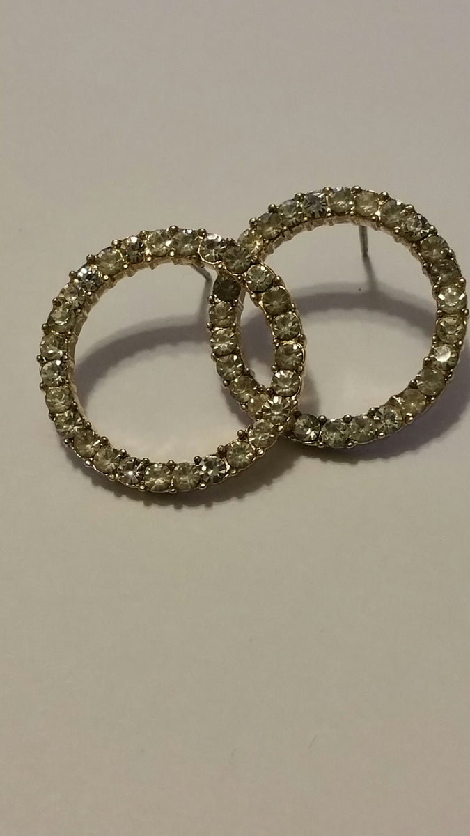 FLOATING SOULS – Haunted Collector